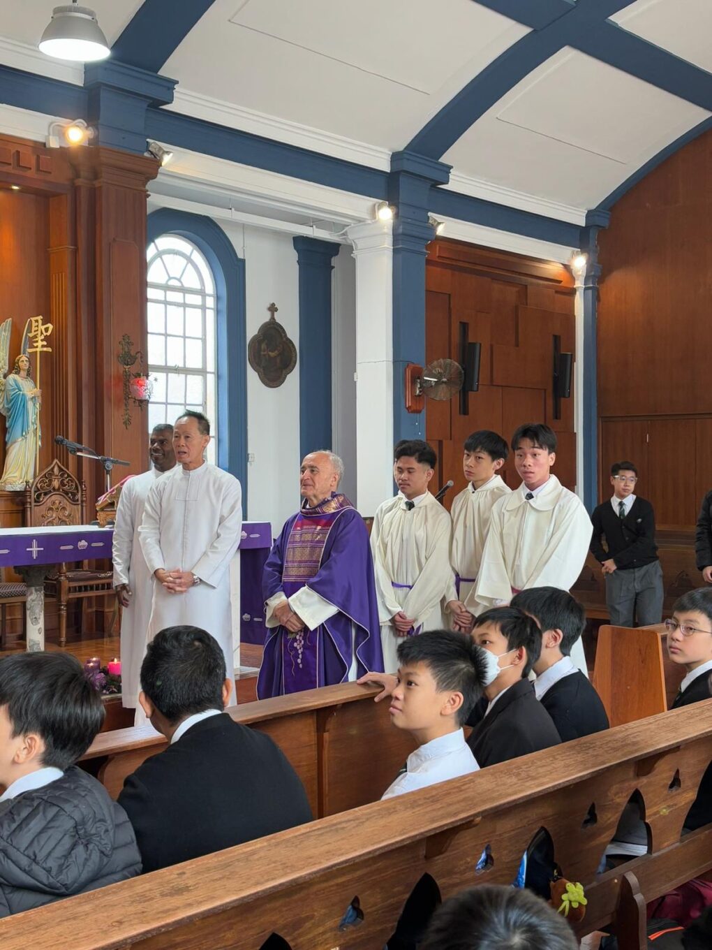 Advent Mass and Christmas Party – St. Joseph's College